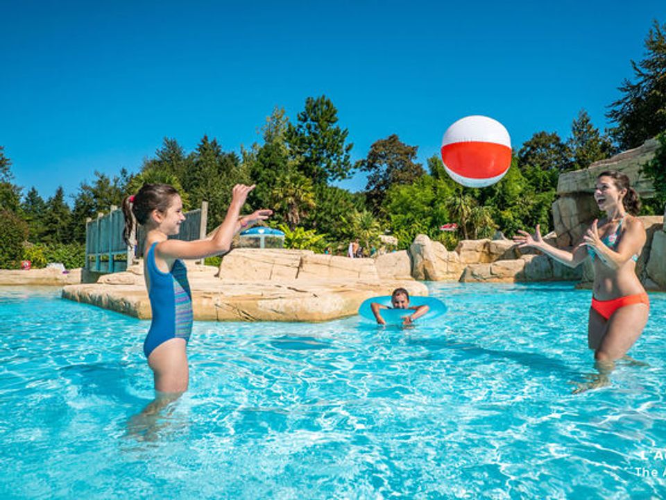 Camping Les Ormes, Domaine et Resort - En Route